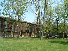 Forest Ridge Apartments, one and two bedroom apartments, North ...